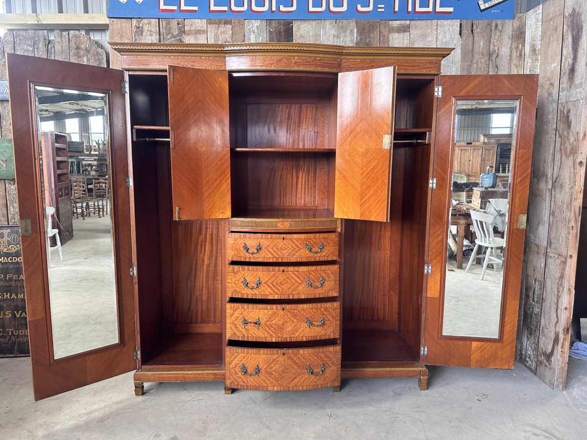 Exploring the Timeless Elegance of Antique Compactum Wardrobes ...