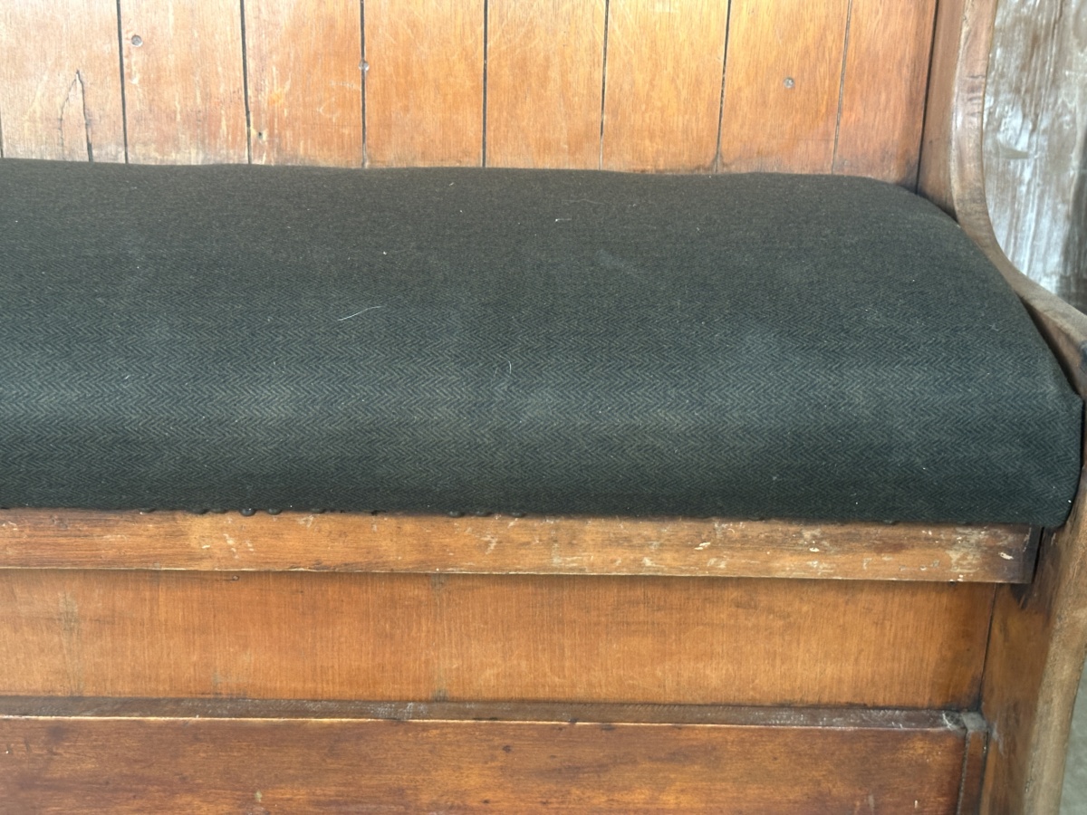 Vintage Mahogany Settle Pub Tavern Bench Settle - Belvoir Antiques ...